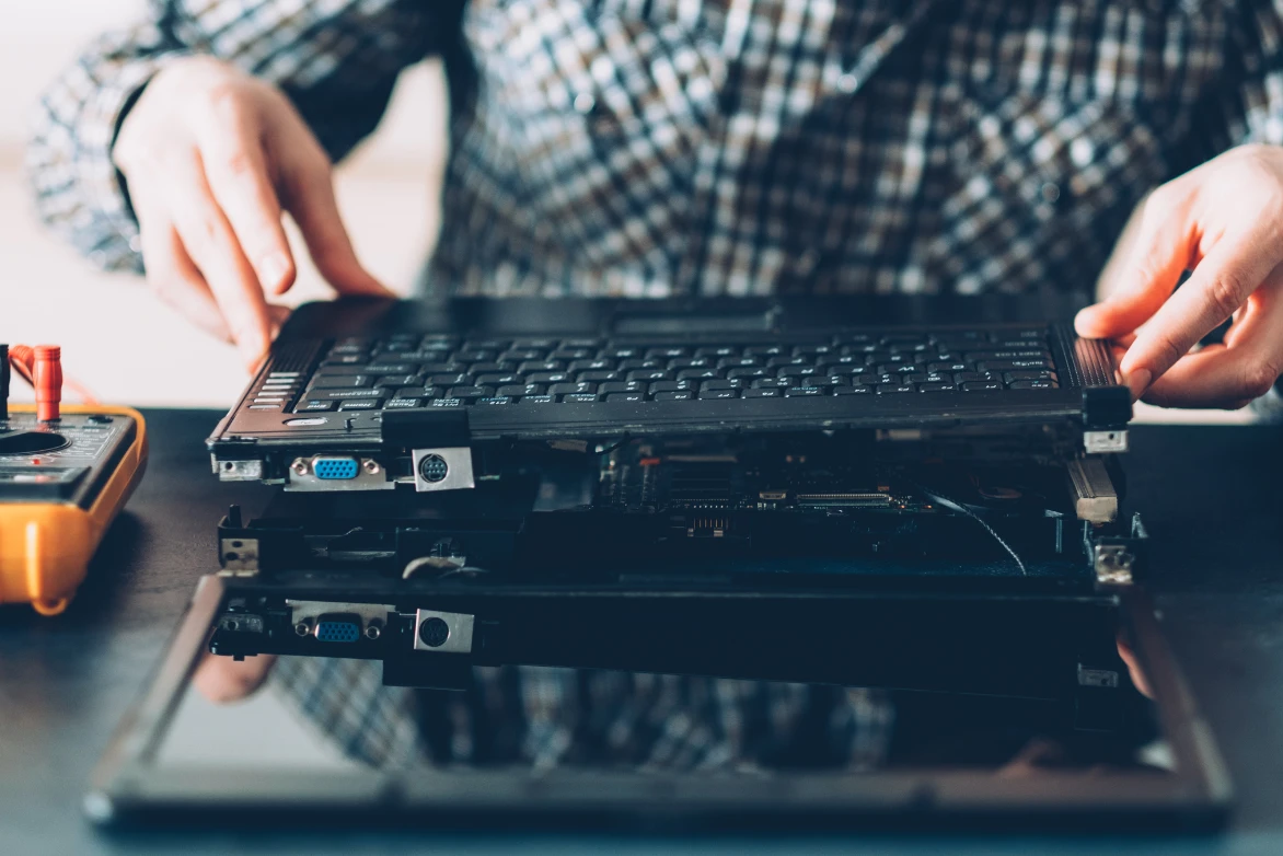 3 grands types de maintenance informatique - Assistouest Informatique